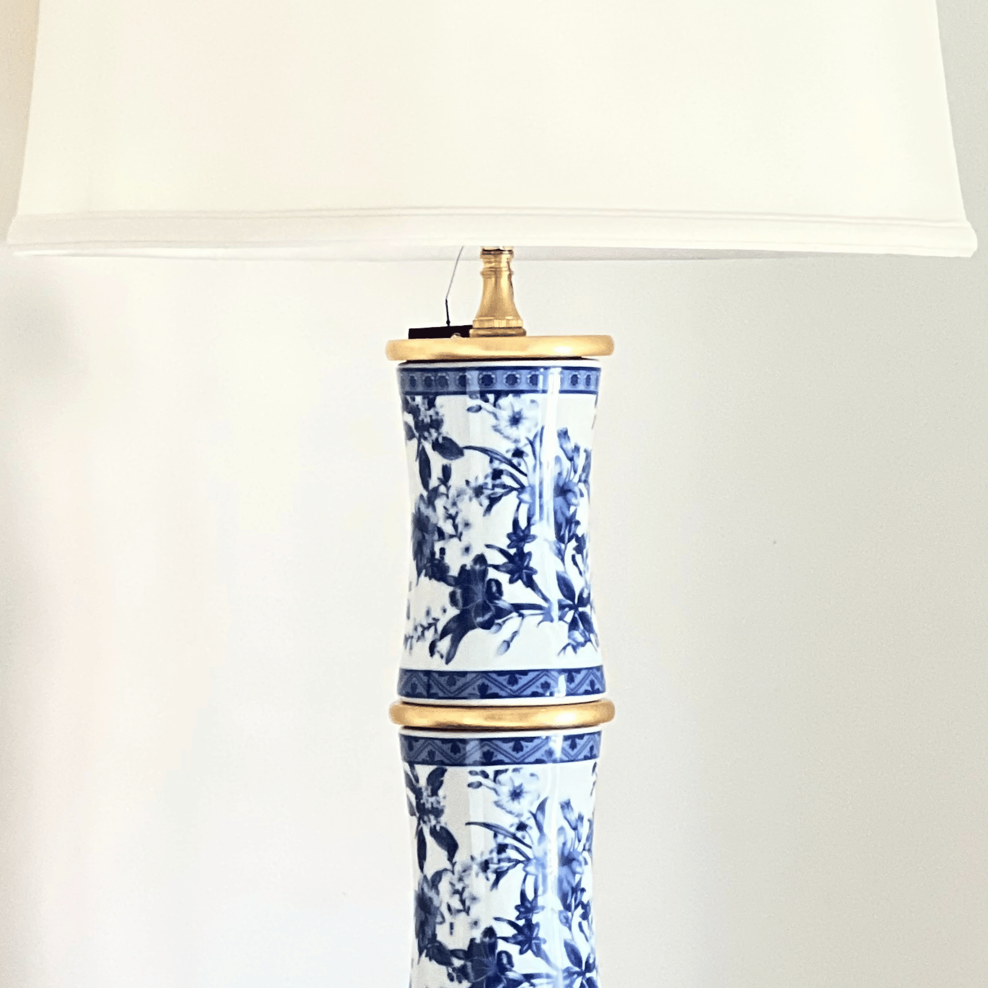Blue And White Porcelain Bamboo Lamp | The Resplendent Crow