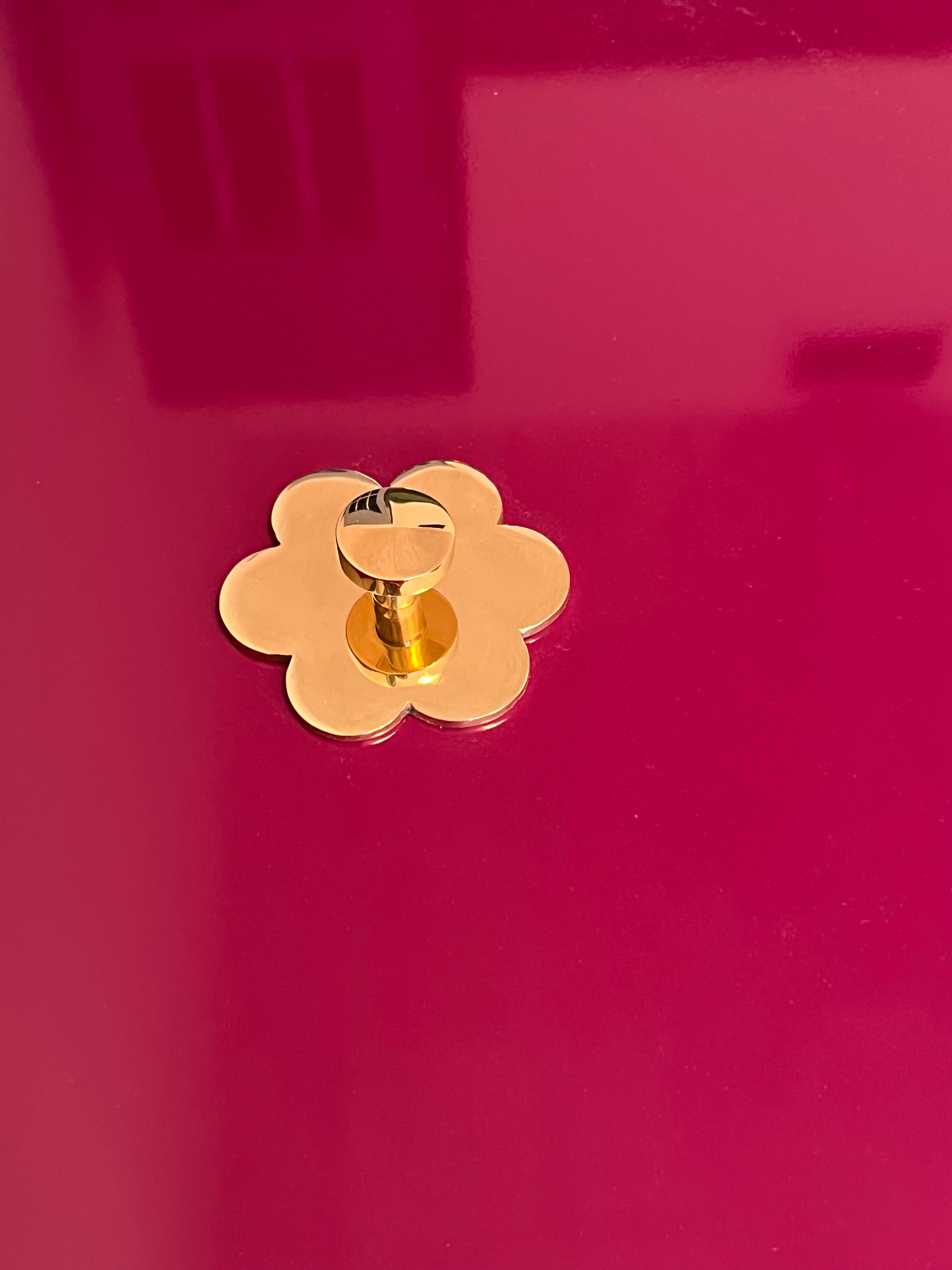 Brass Backplate Daisy Floral - The Resplendent Crow